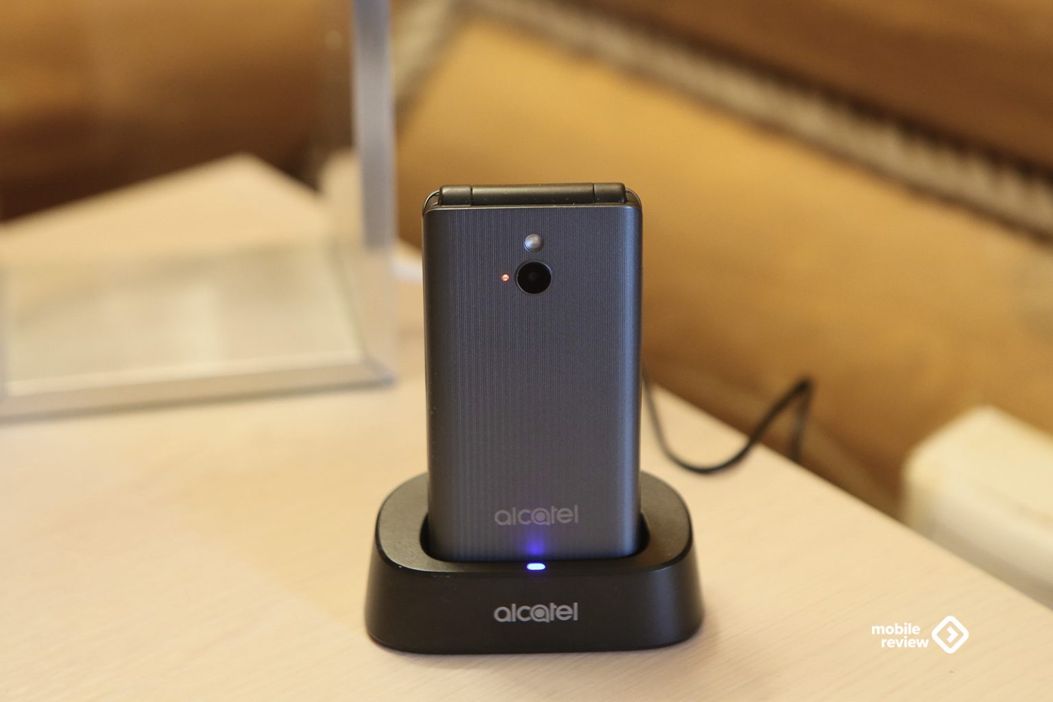 Обзор кнопочной 4G-раскладушки Alcatel 3082X — Mobile-review.com — Все ...