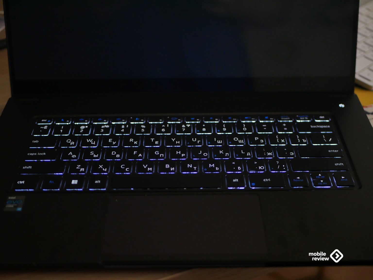 Обзор Maibenben M565 – достойный внимания — Mobile-review.com — Все о мобильной технике и ...