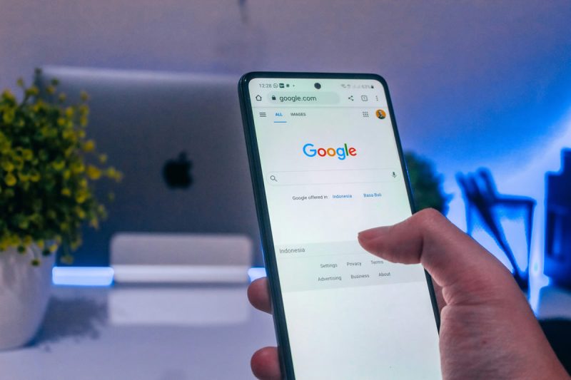 ИИ-агенты в Google AI Mode начнут отслеживать информацию за ...